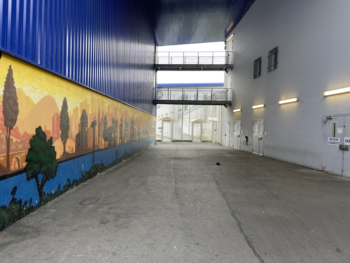 A la rencontre du personnel pénitentiaire et des détenus de la prison ...